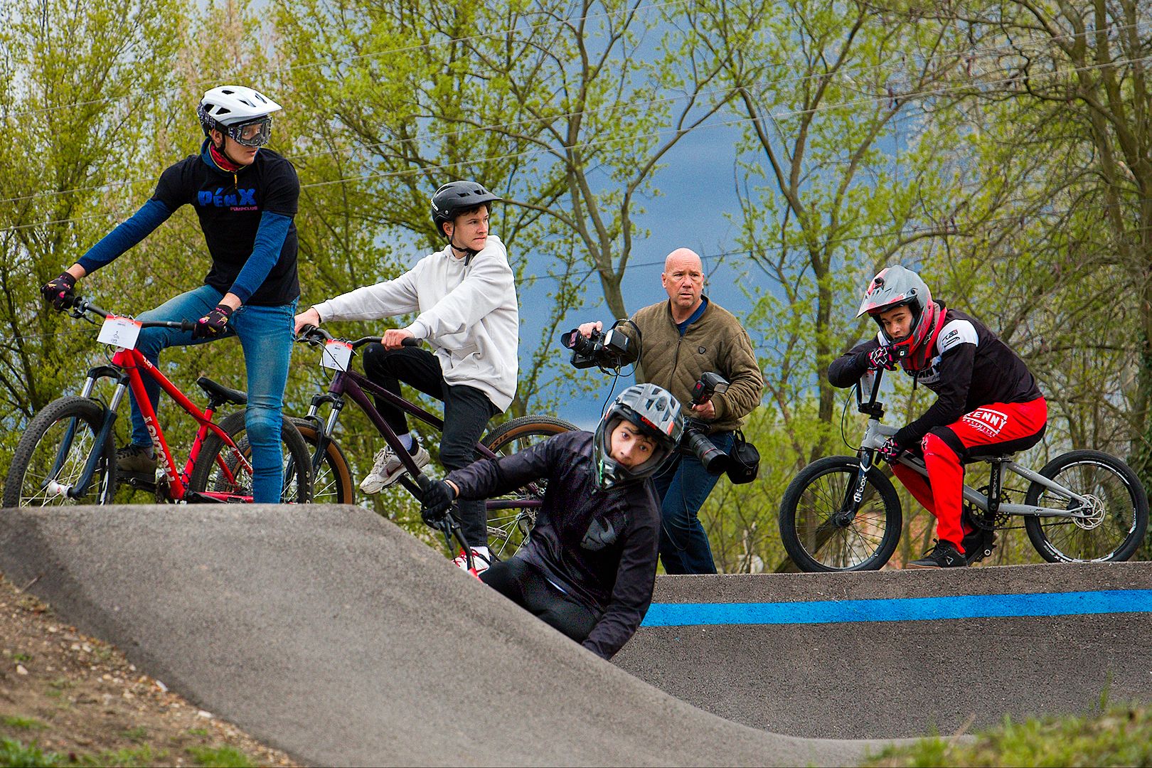 Vinxi - Chasing the Action